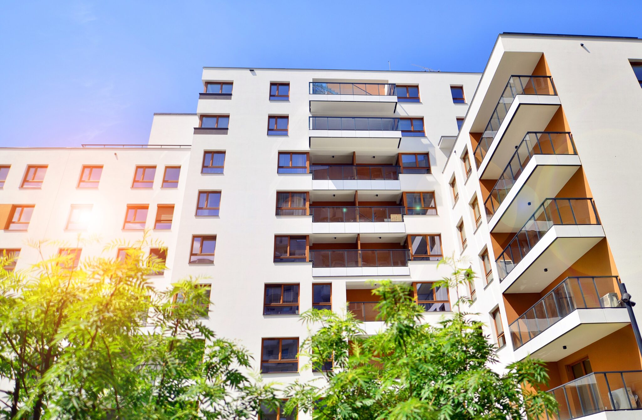 Enhancing Building Comfort with Optimal Fan Coil Operation